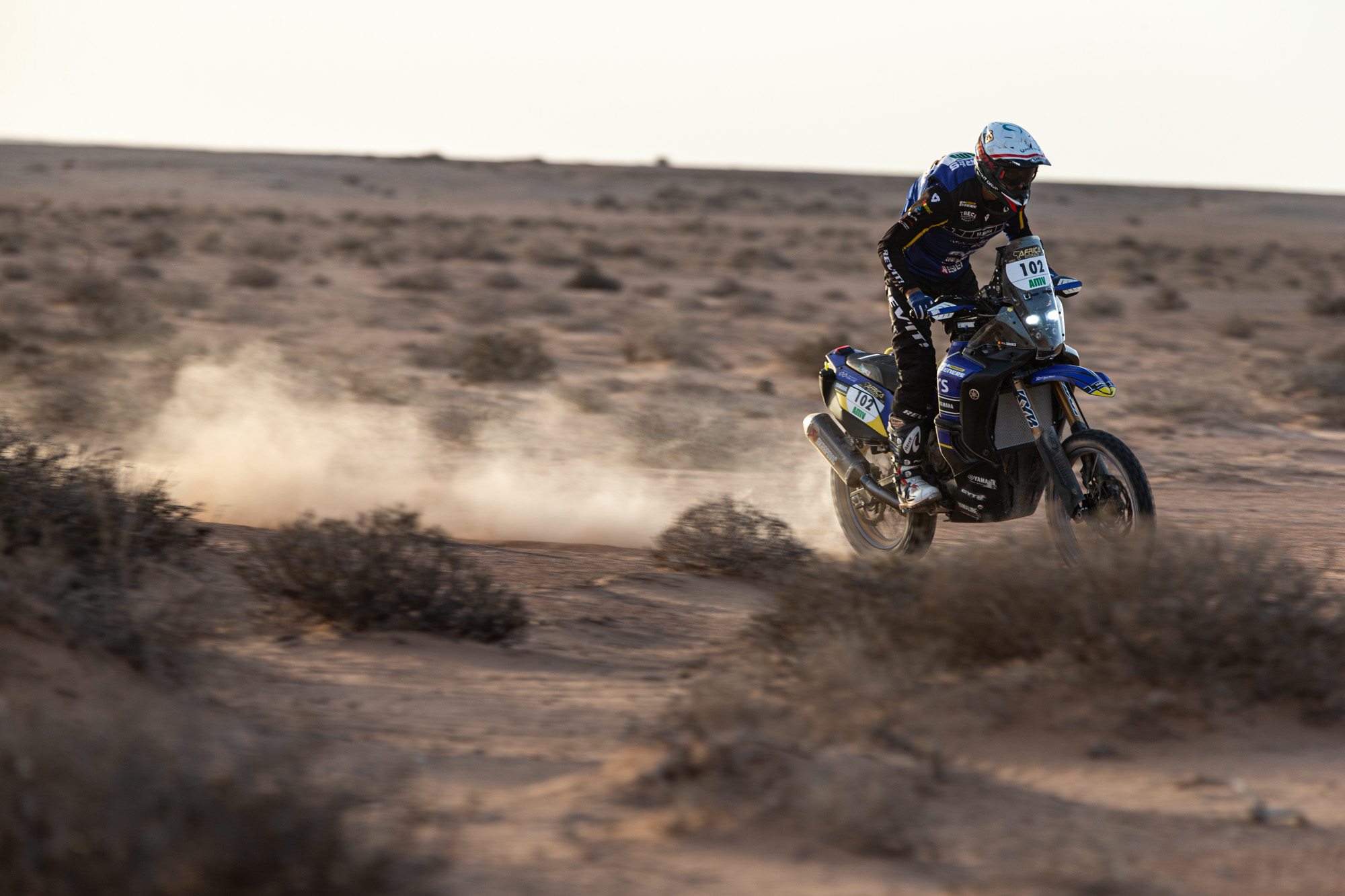 Ténéré World Raid Team Power Through Stage 5 in Africa Eco Race ...