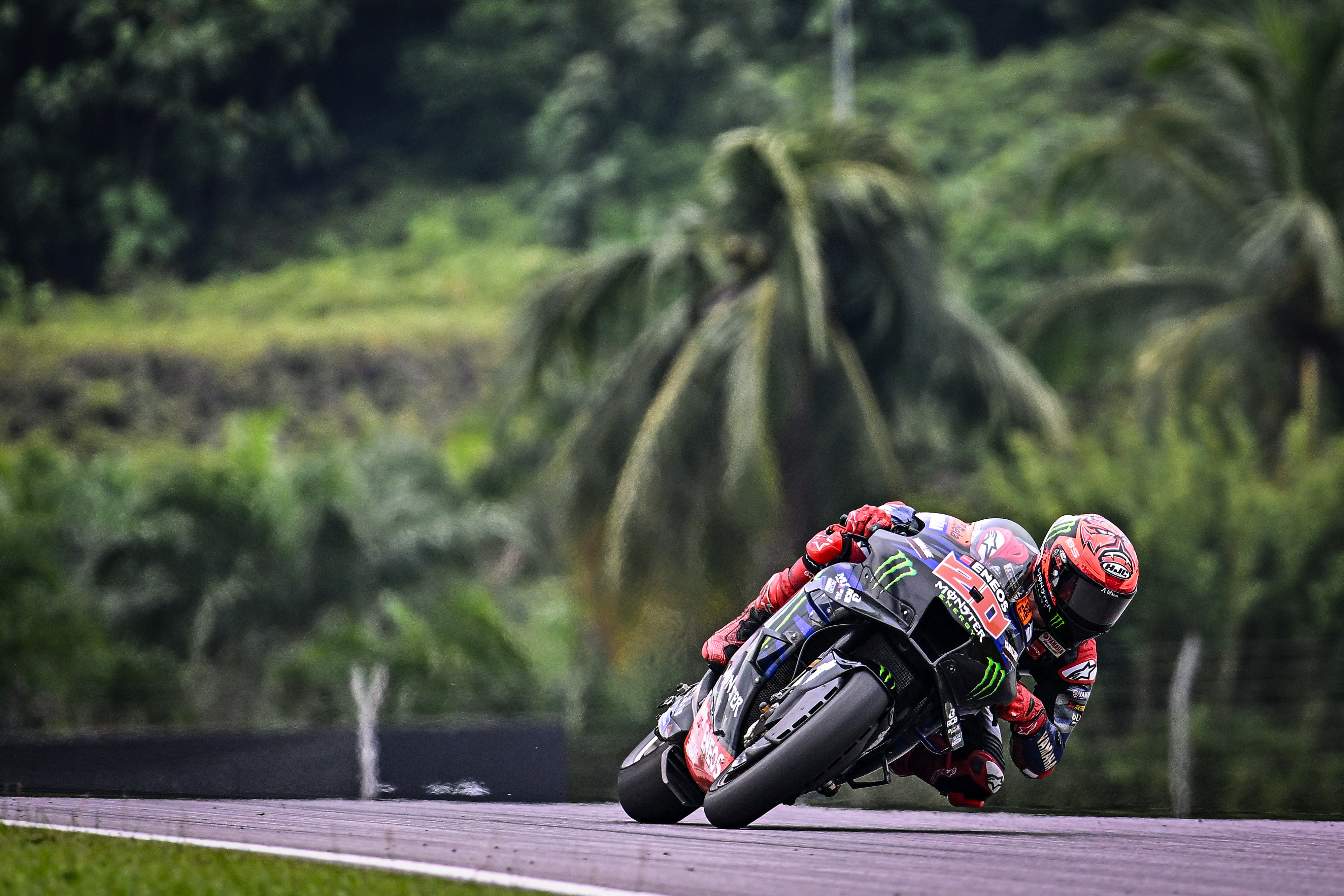 Quartararo in Malaysian GP Q2 Line-Up After Positive Friday | Yamaha Racing