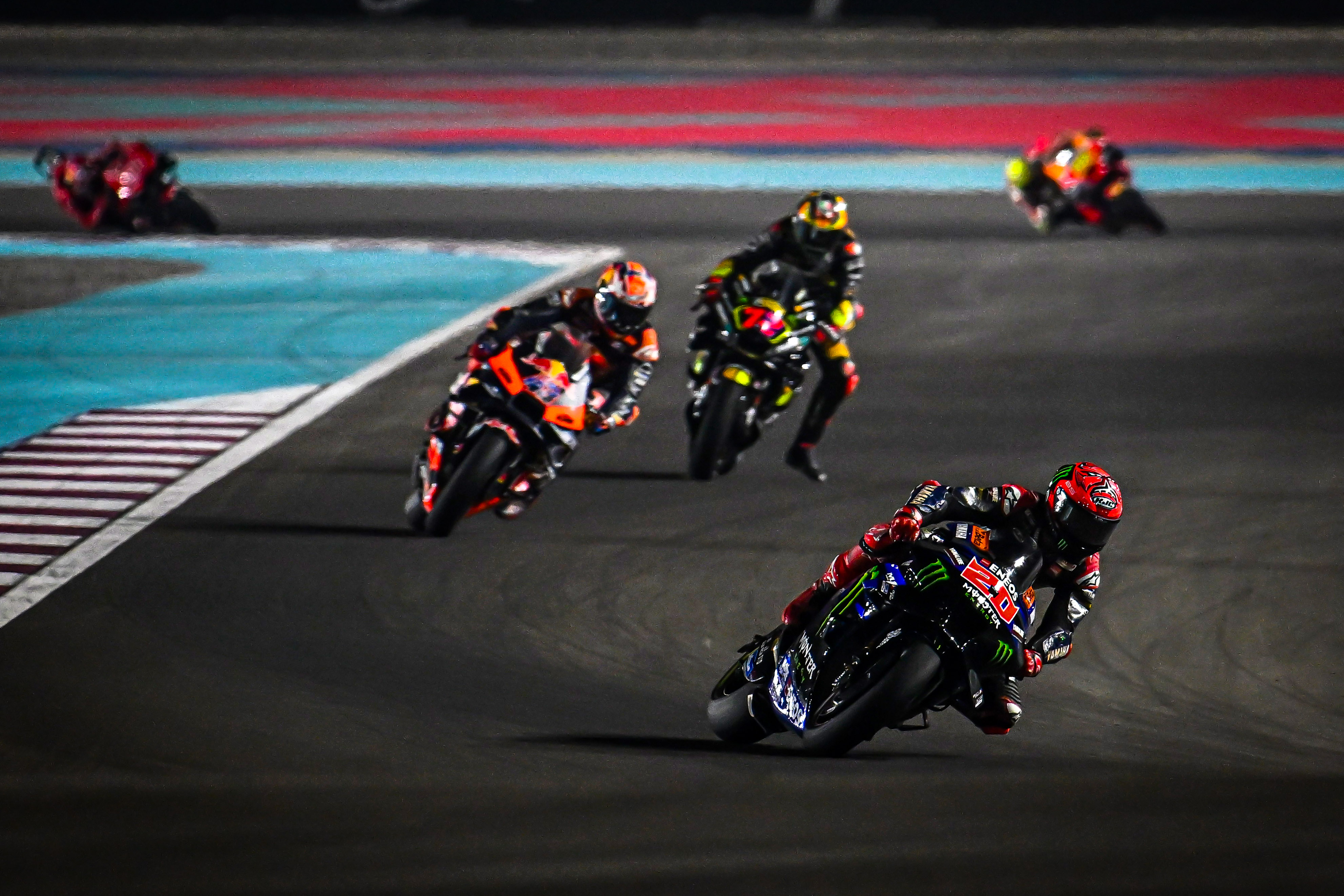 Quartararo Muscles His Way to Seventh Place in Qatar Race | Yamaha Racing
