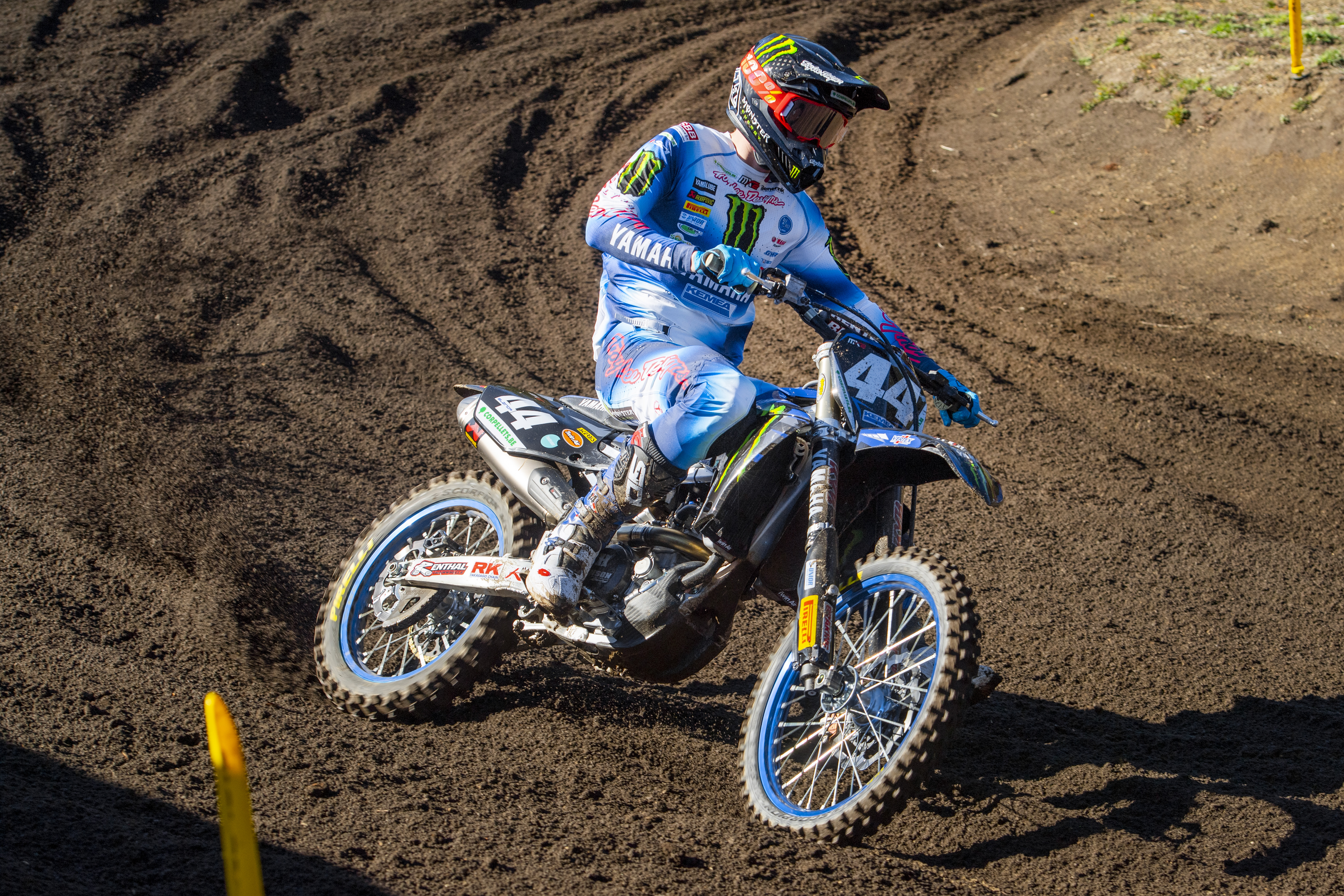 Golden Geerts Goes Unbeaten at MX2 Season Opener with Benistant Taking ...