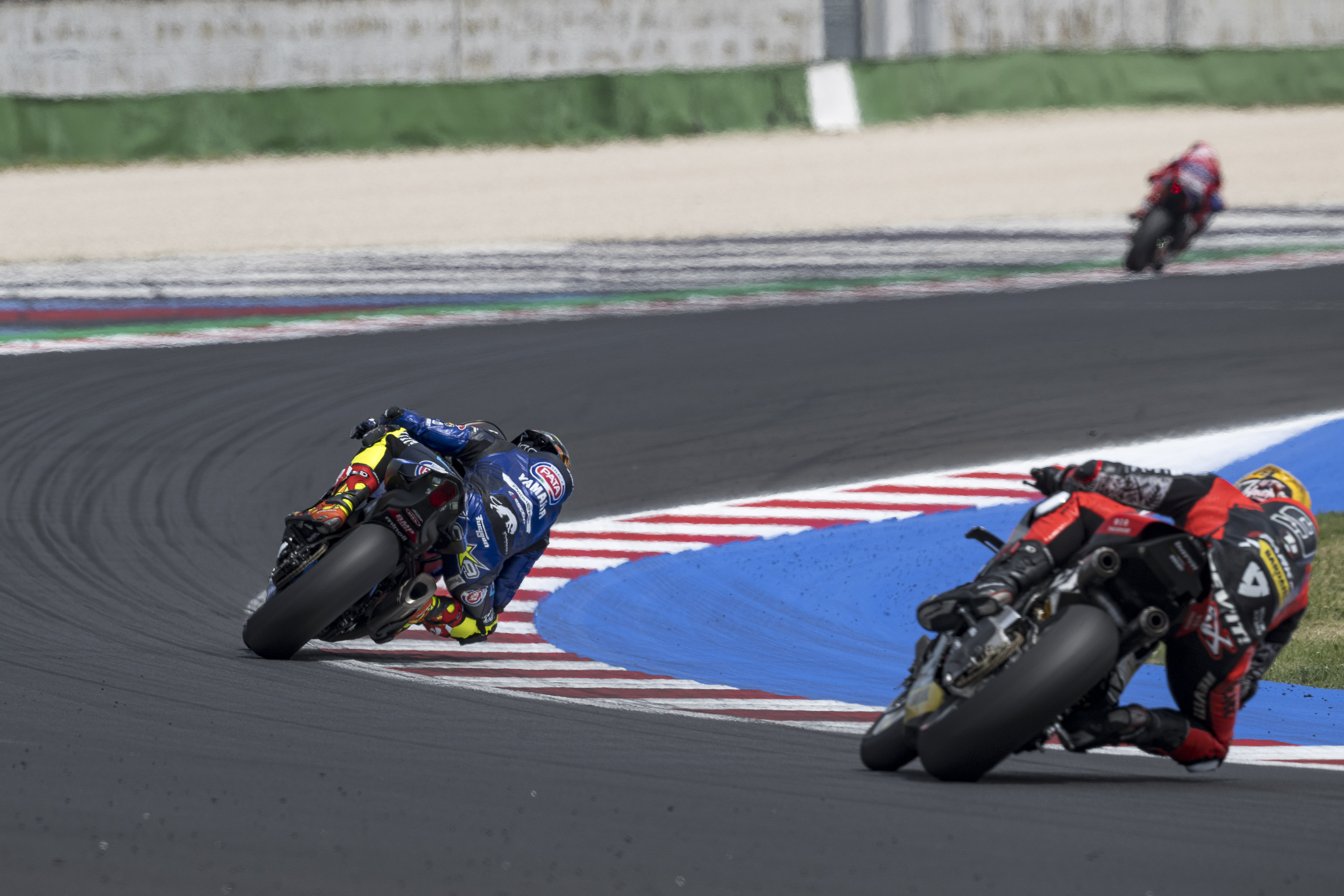 All-Silver Sunday for Pata Yamaha Prometeon WorldSBK as Razgatlıoğlu ...