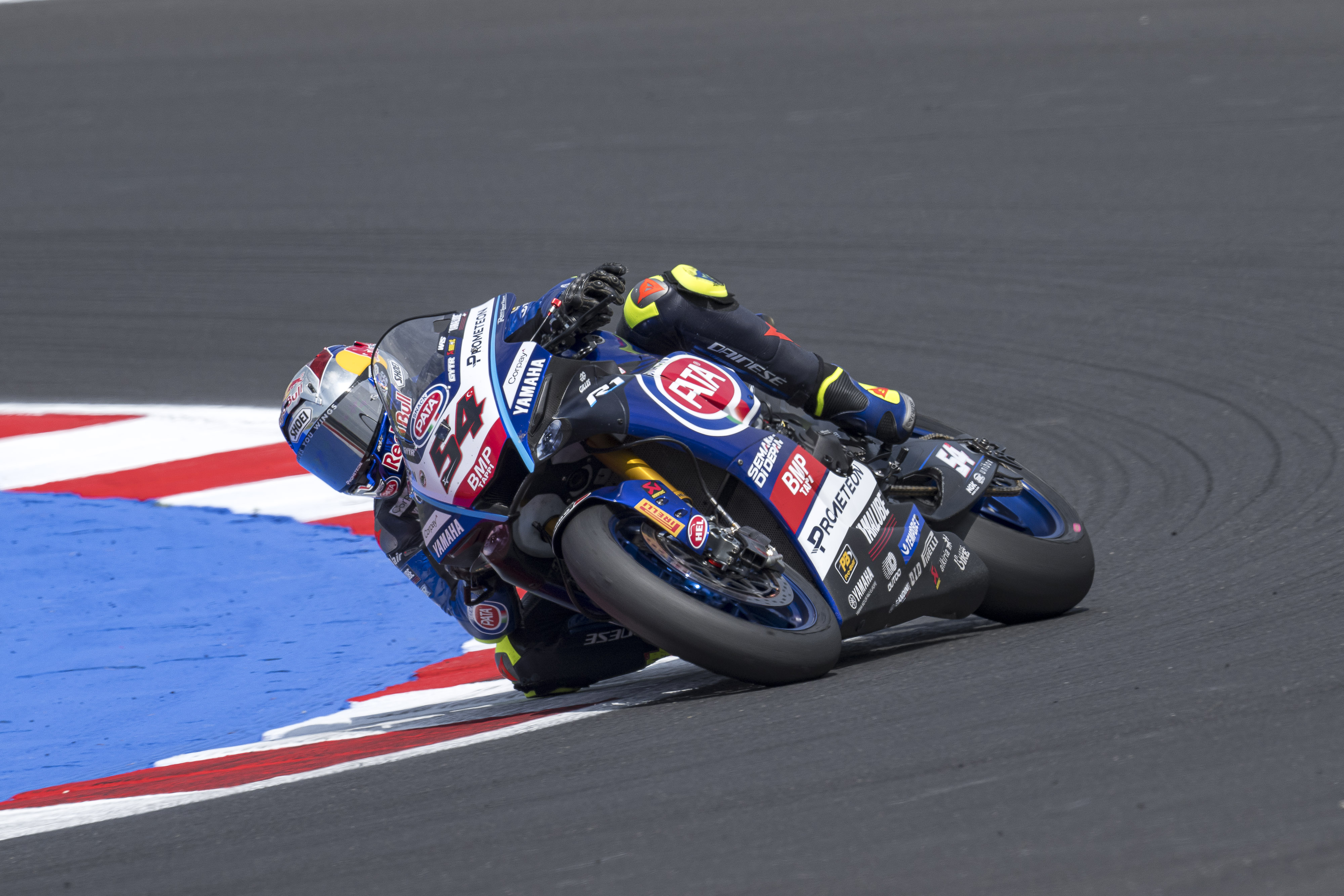 All-Silver Sunday for Pata Yamaha Prometeon WorldSBK as Razgatlıoğlu ...