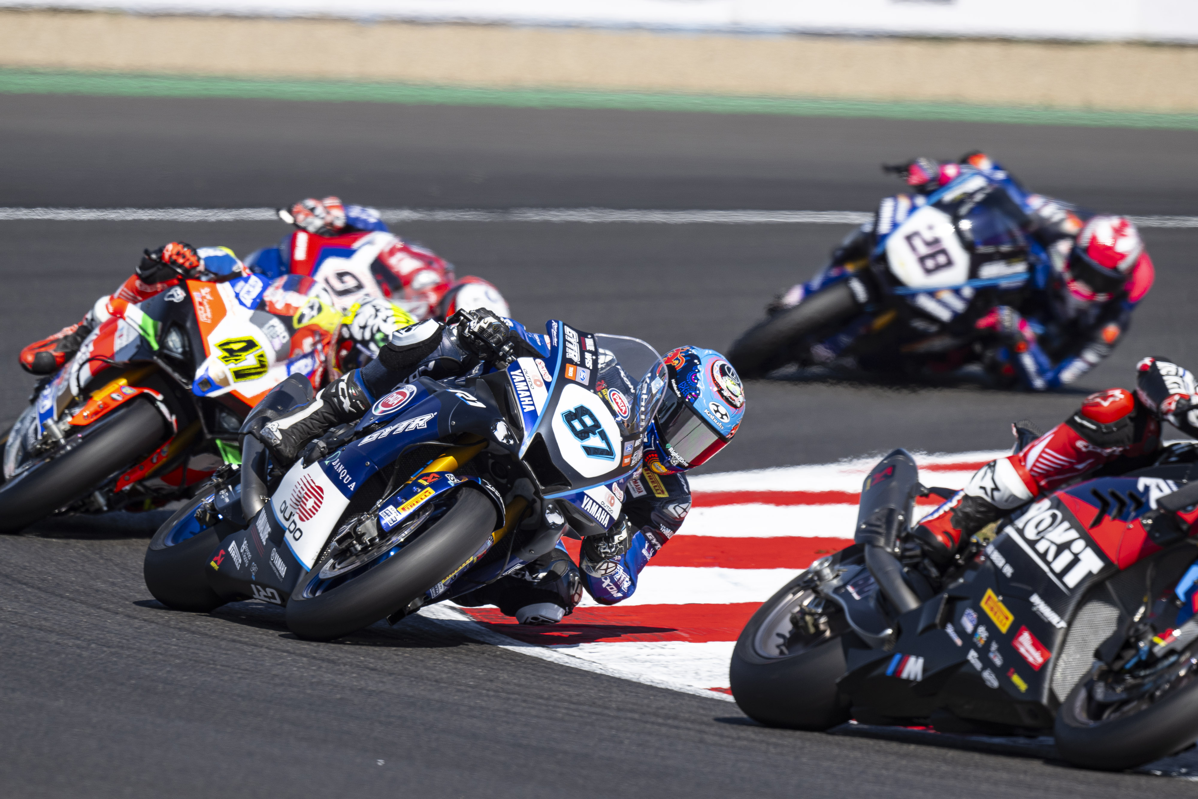 Aegerter and Gardner Take Points on Difficult Saturday in France ...