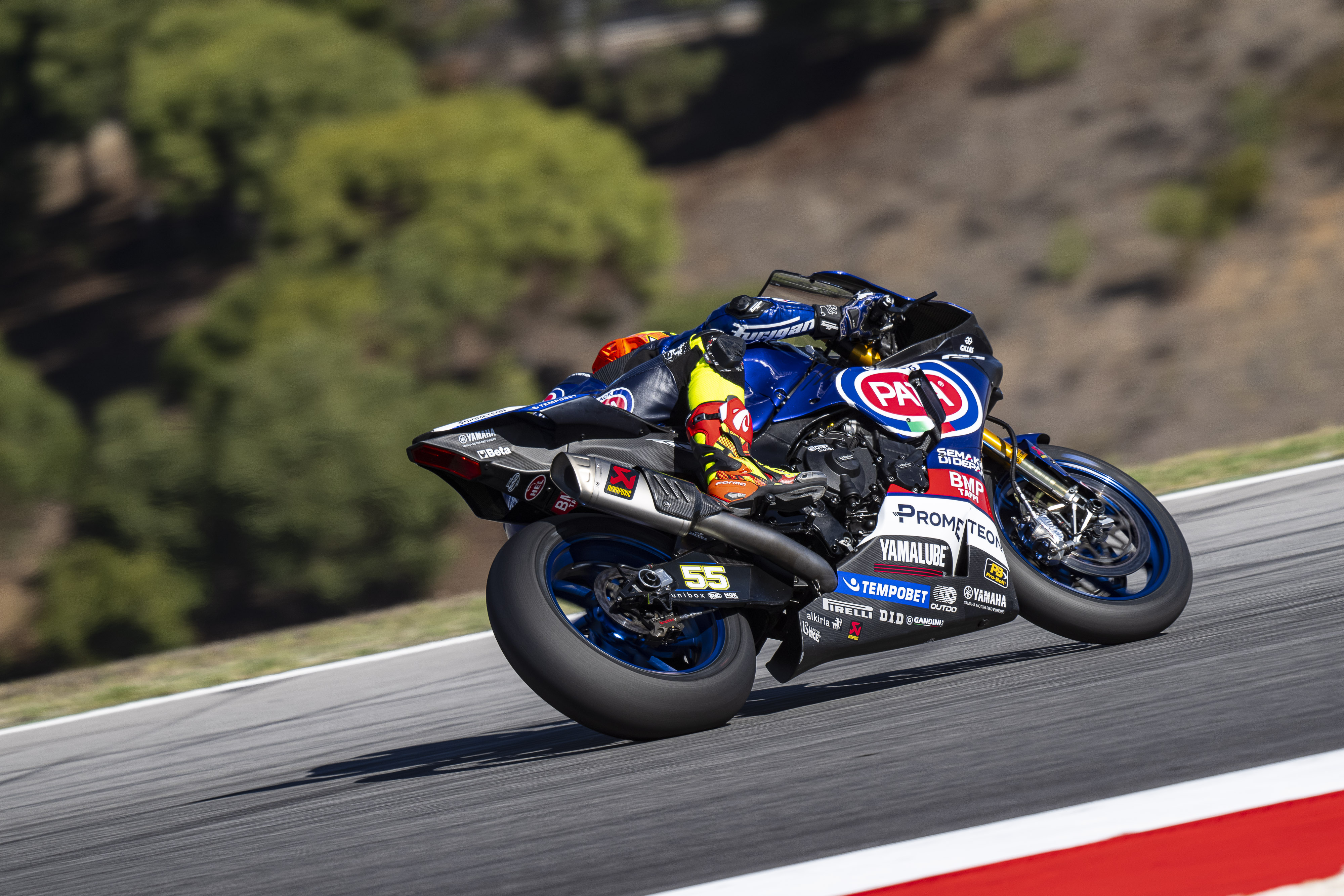 Positive Race Pace in Portimão Free Practice for Pata Yamaha Prometeon ...