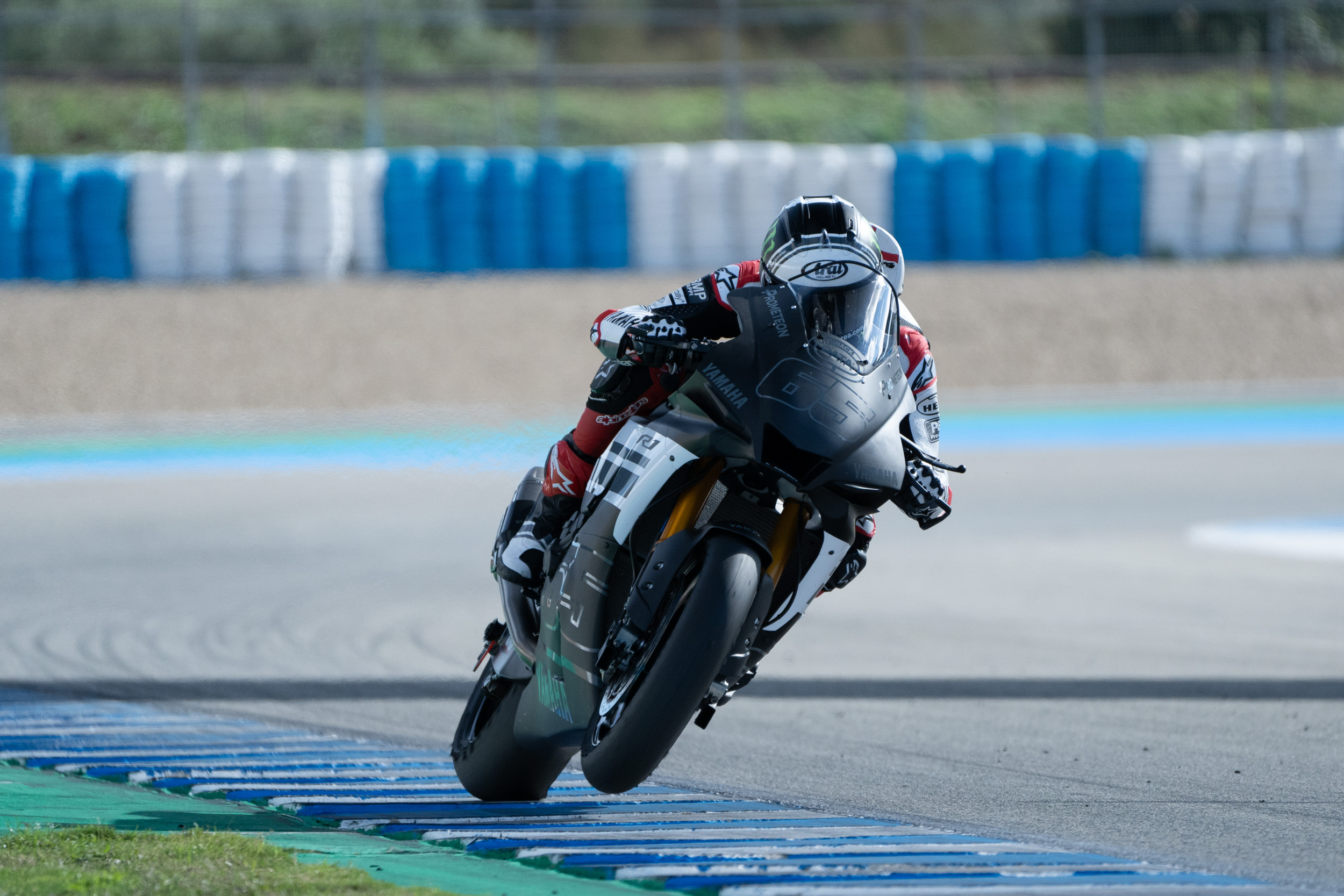 Jonathan Rea Enjoys First R1 Test with Pata Yamaha Prometeon WorldSBK ...