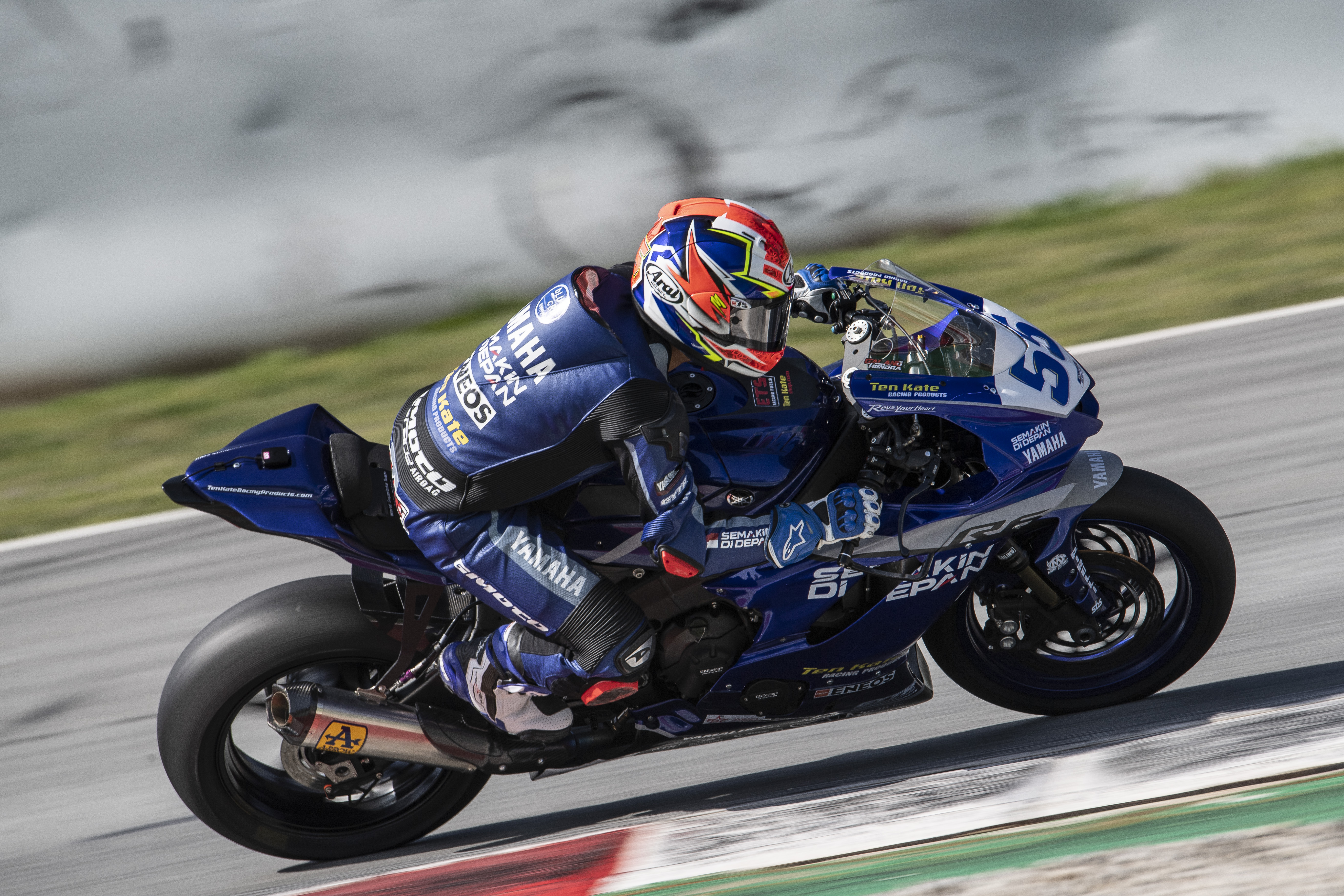 Aegerter and Sofuoğlu Top Barcelona WorldSSP and WorldSSP300 Test ...