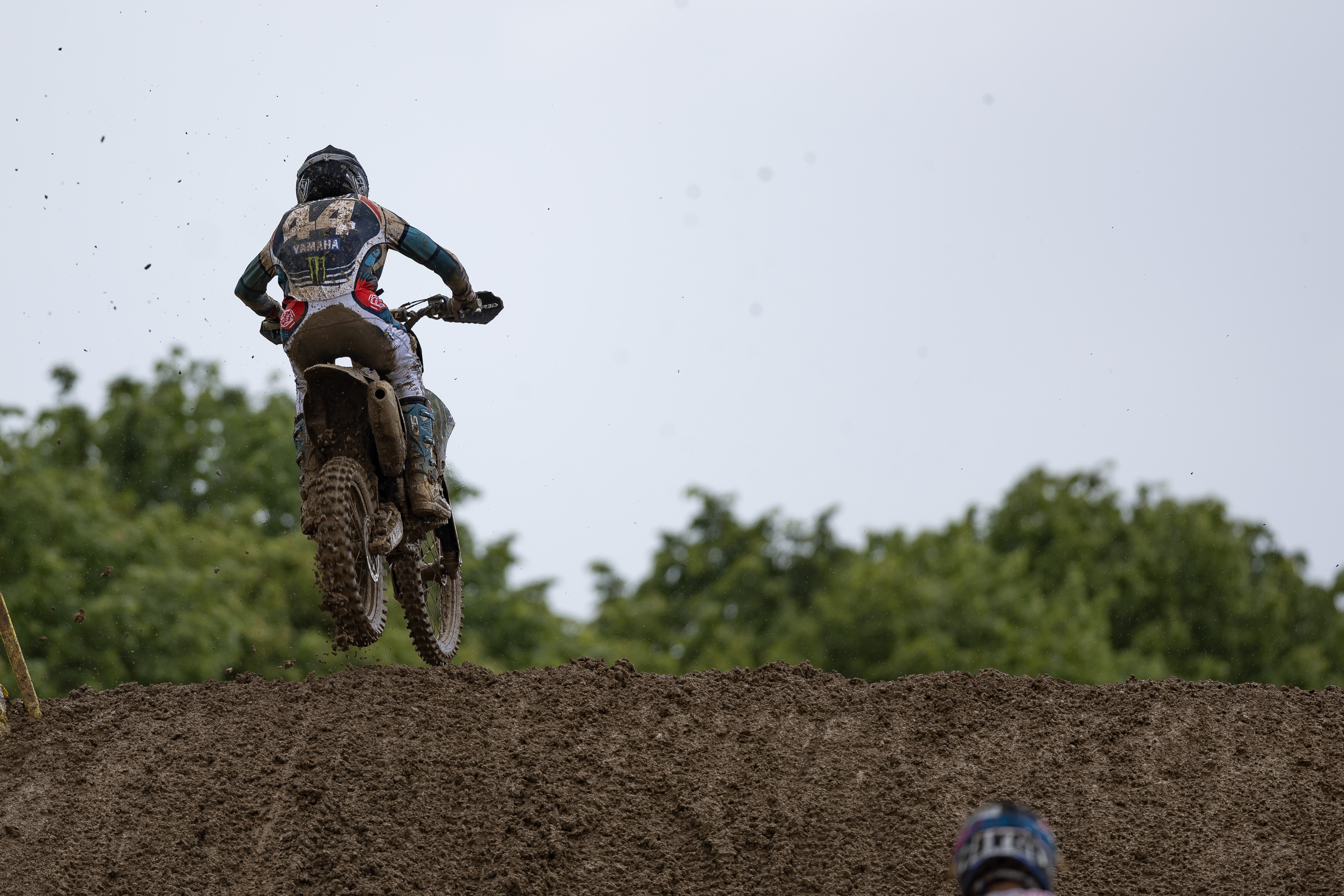 Elzinga Finishes 10th at MXGP of France | Yamaha Racing