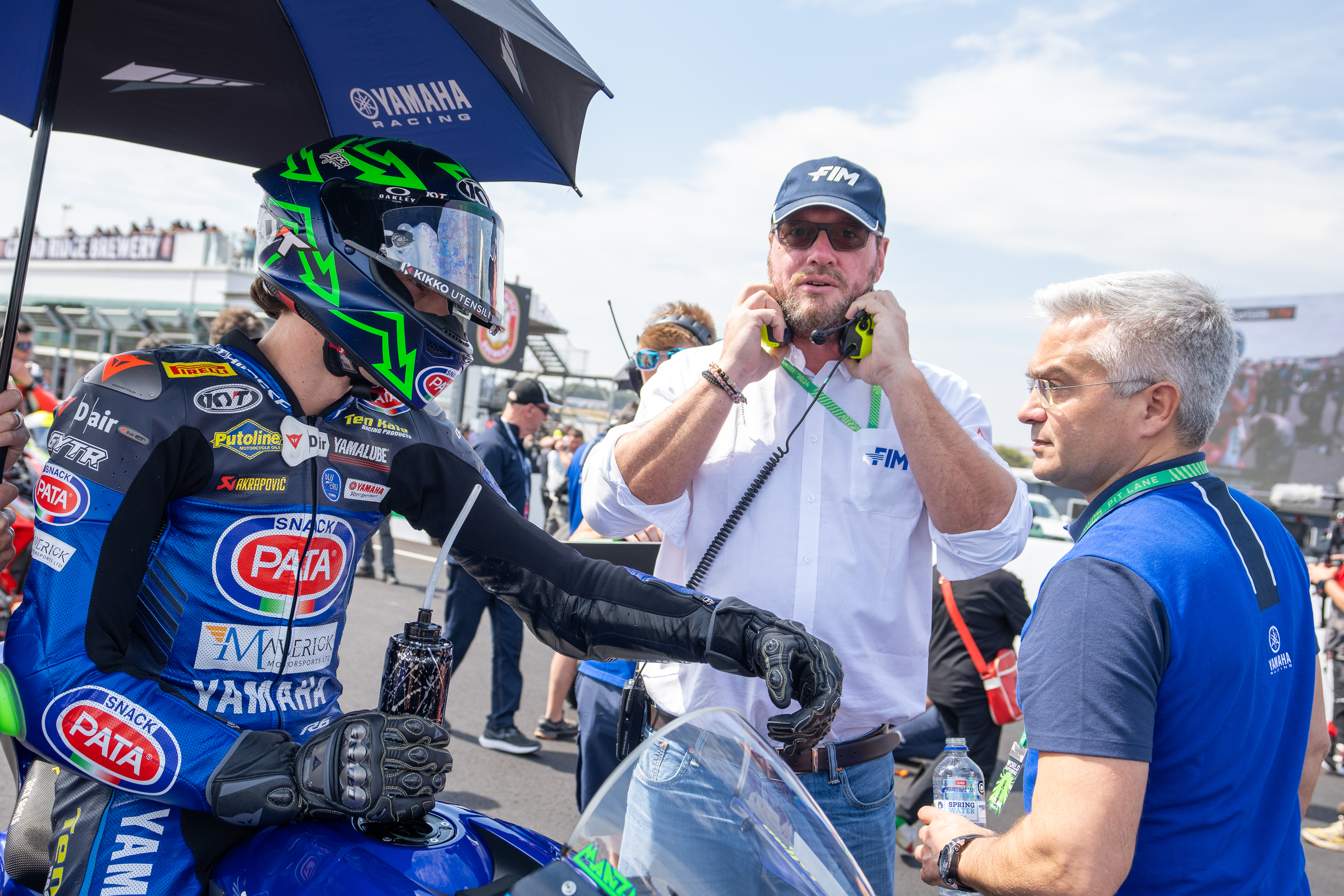 Debise fifth as Manzi crashes out in Phillip Island | Yamaha Racing