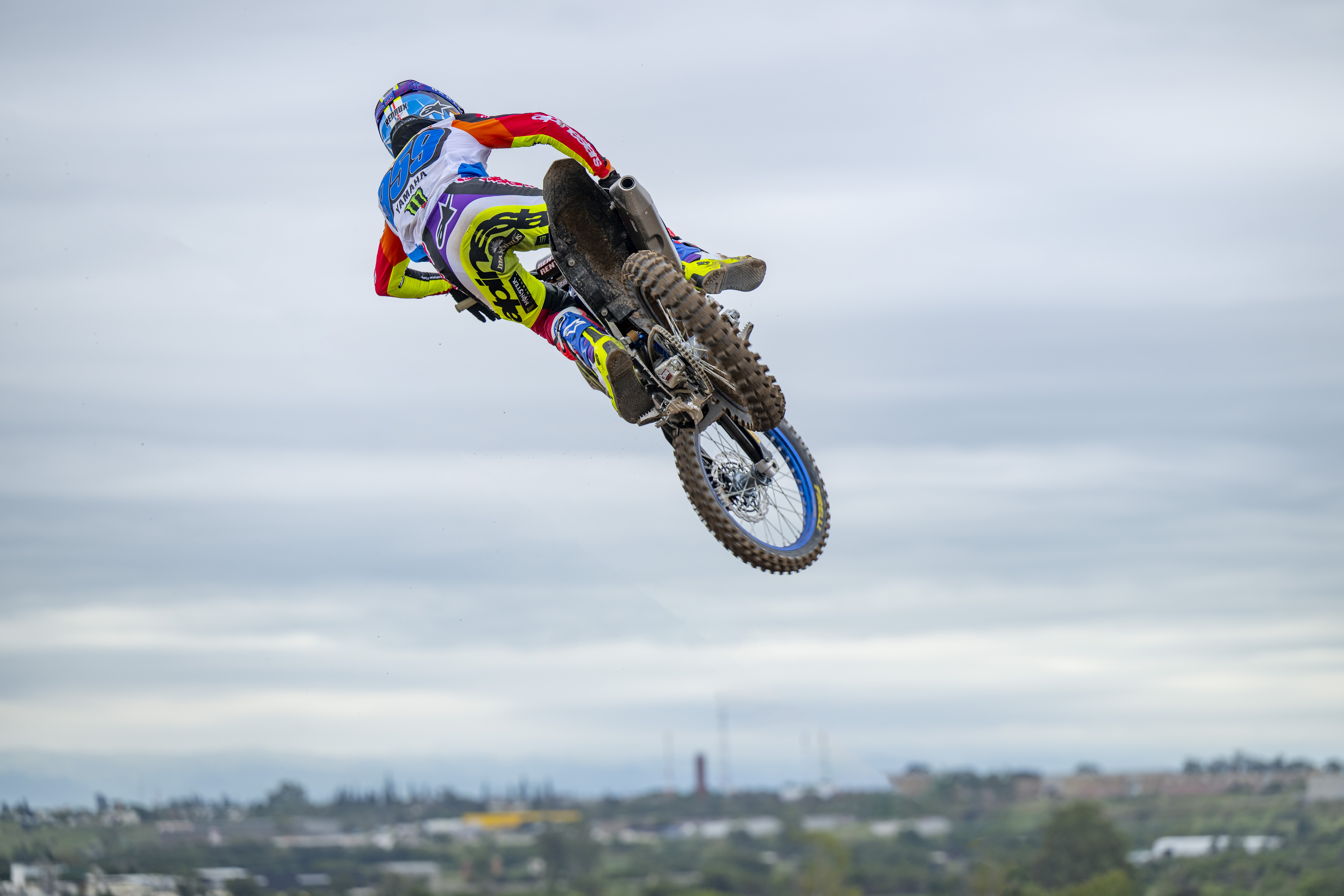 Maxime Renaux wins the MXGP of Argentina and leads the MXGP World ...