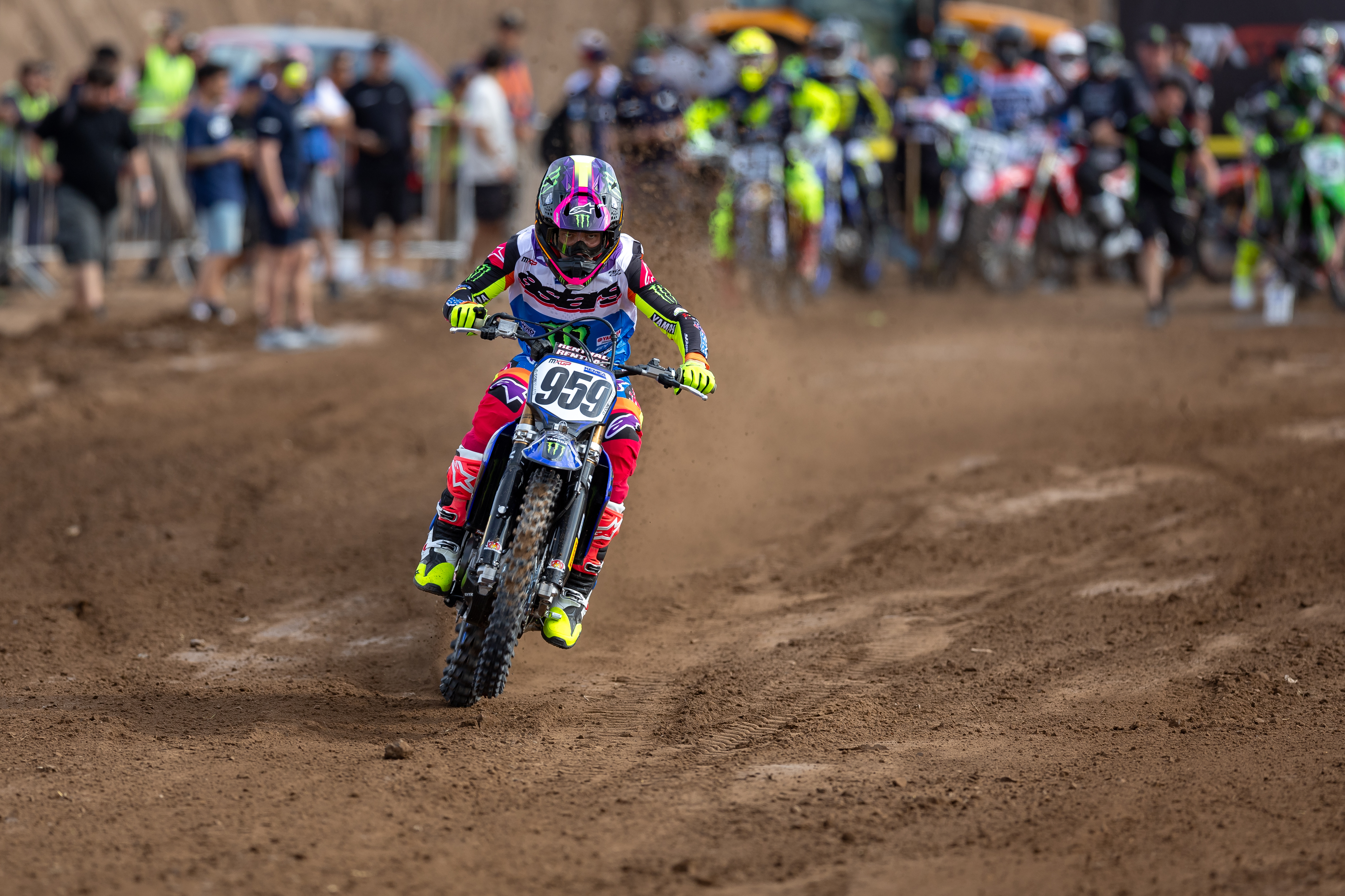 Maxime Renaux wins the MXGP of Argentina and leads the MXGP World ...