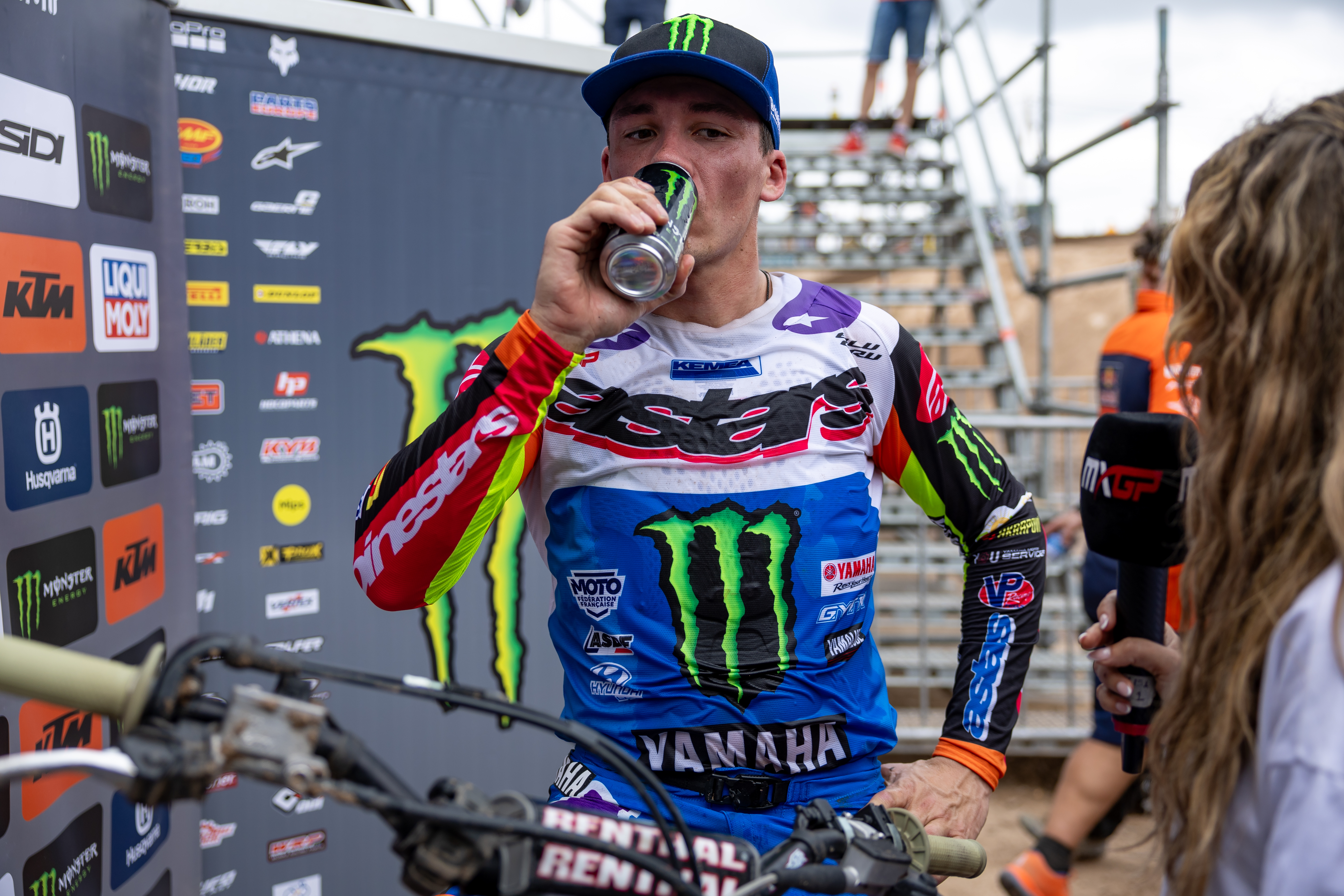 Maxime Renaux wins the MXGP of Argentina and leads the MXGP World ...