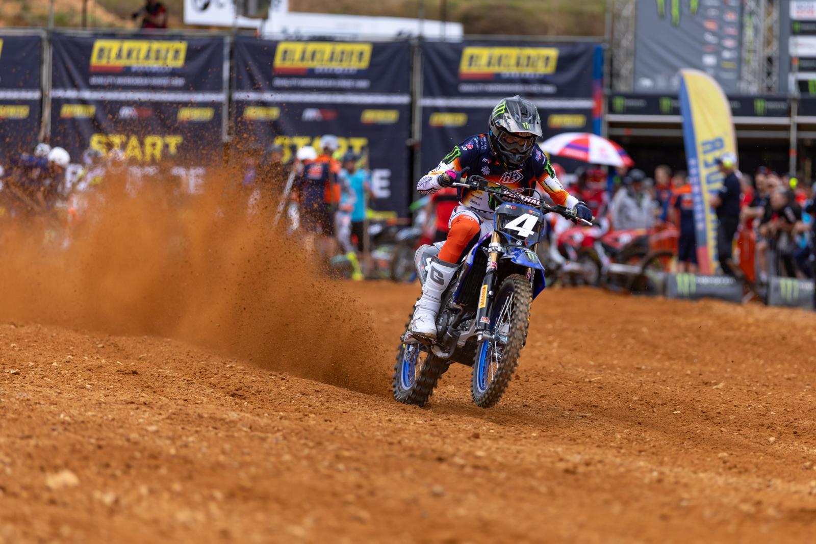 Elzinga Fights to Eighth at Sodden MXGP of Portugal | Yamaha Racing