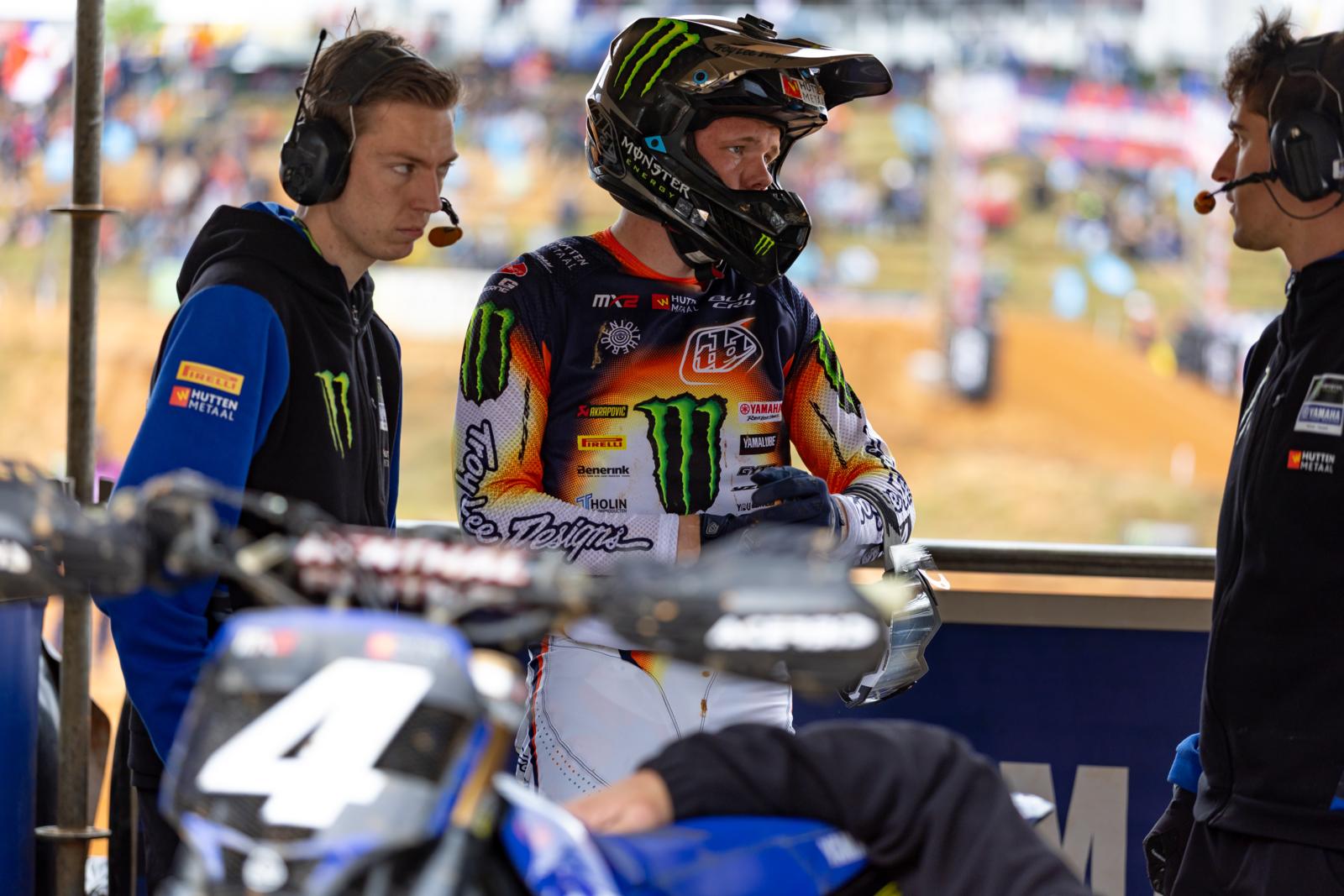 Elzinga Fights to Eighth at Sodden MXGP of Portugal | Yamaha Racing