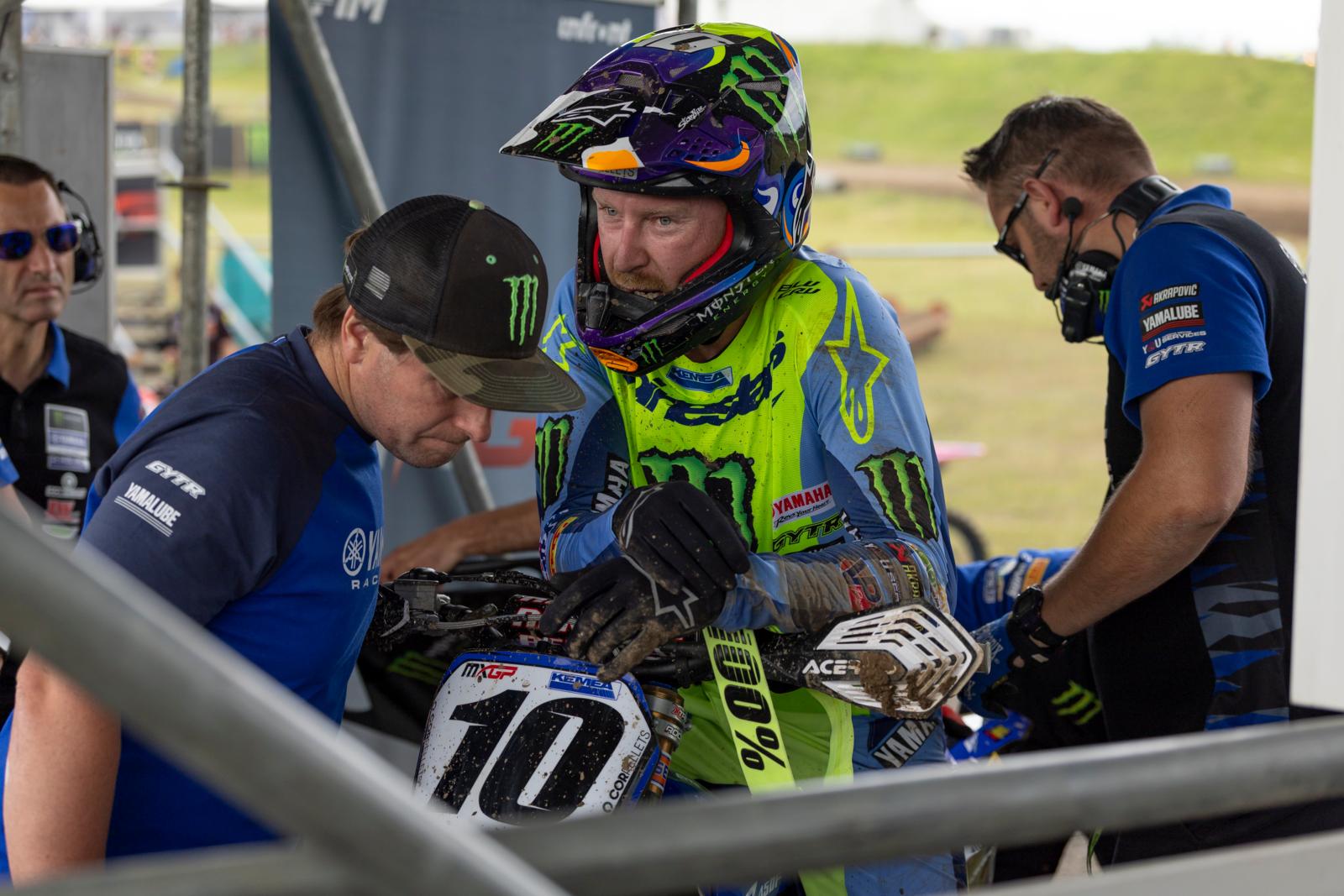 Consistency Pays Off for Calvin Vlaanderen at MXGP Round 12 | Yamaha Racing
