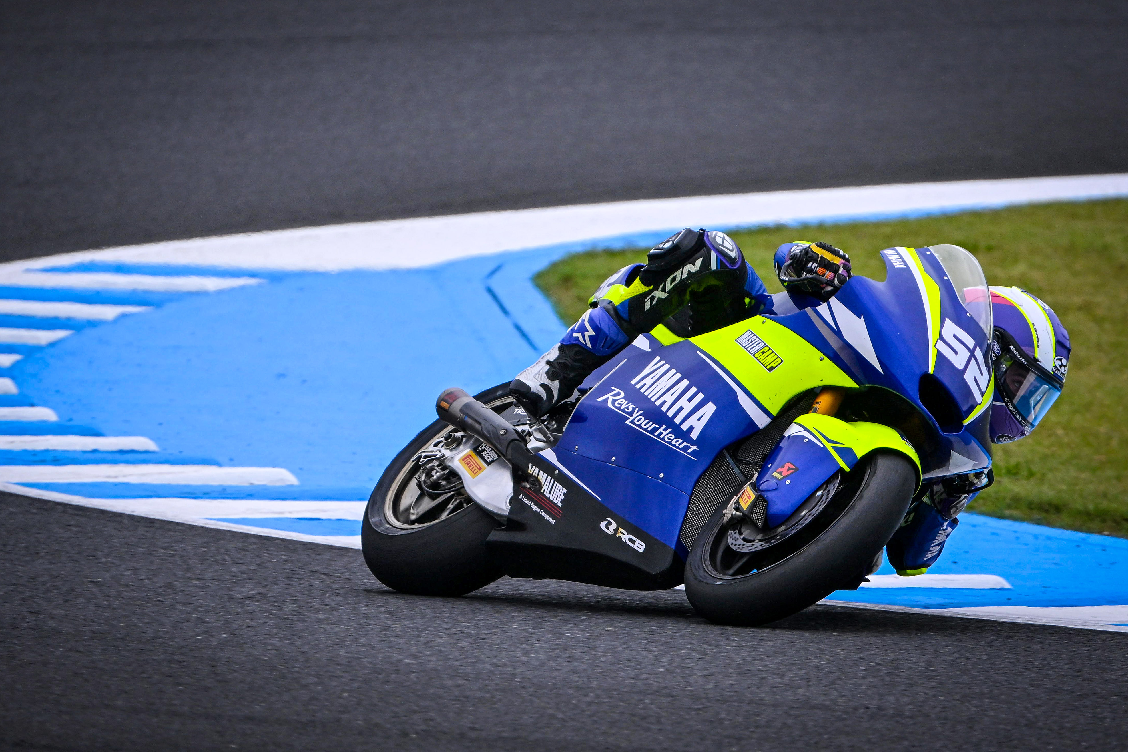 Alcoba and Sasaki Aim High at Phillip Island | Yamaha Racing