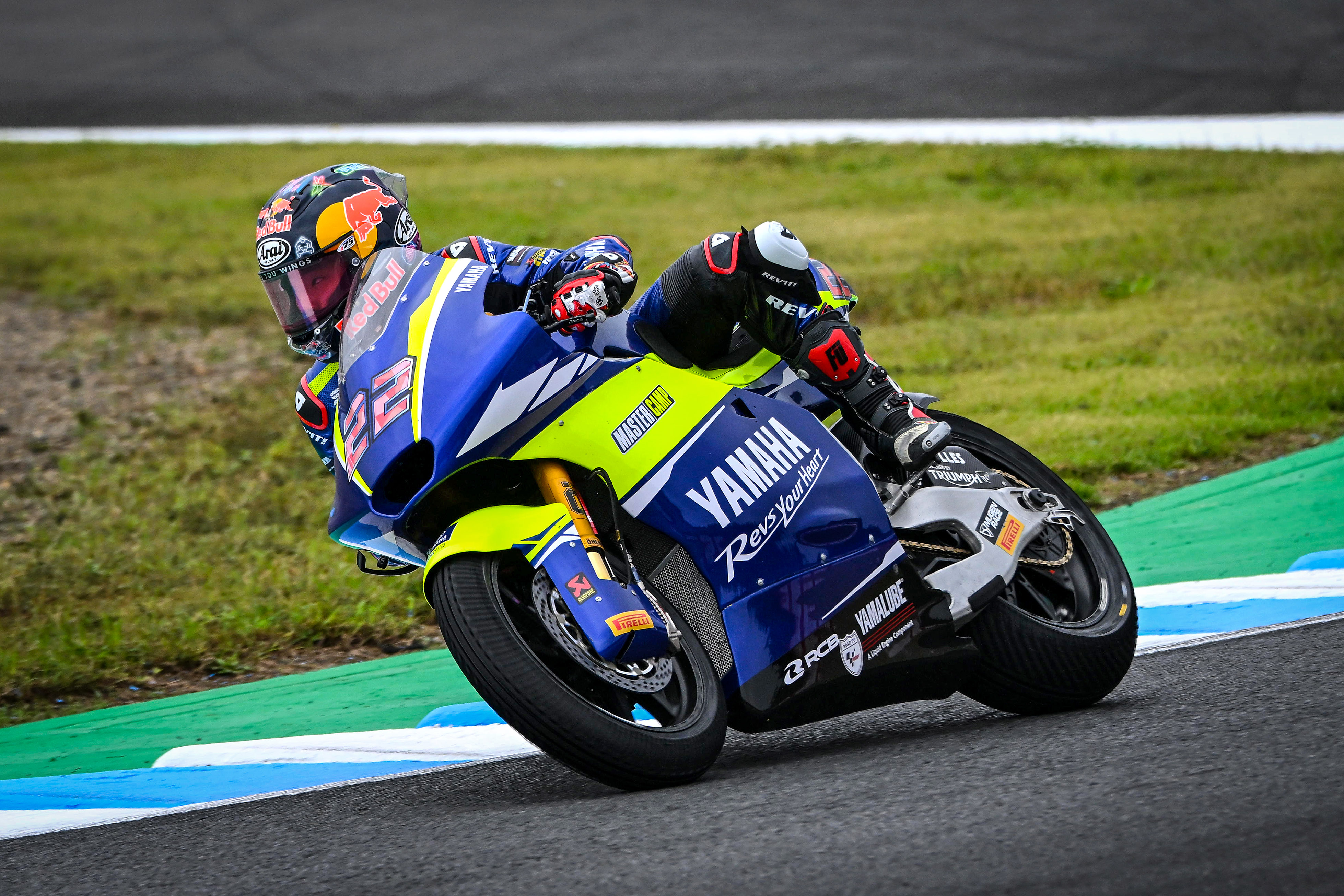 Alcoba’s Bold Slick Tyre Gamble Earns P4 in Chaotic Japanese Race ...