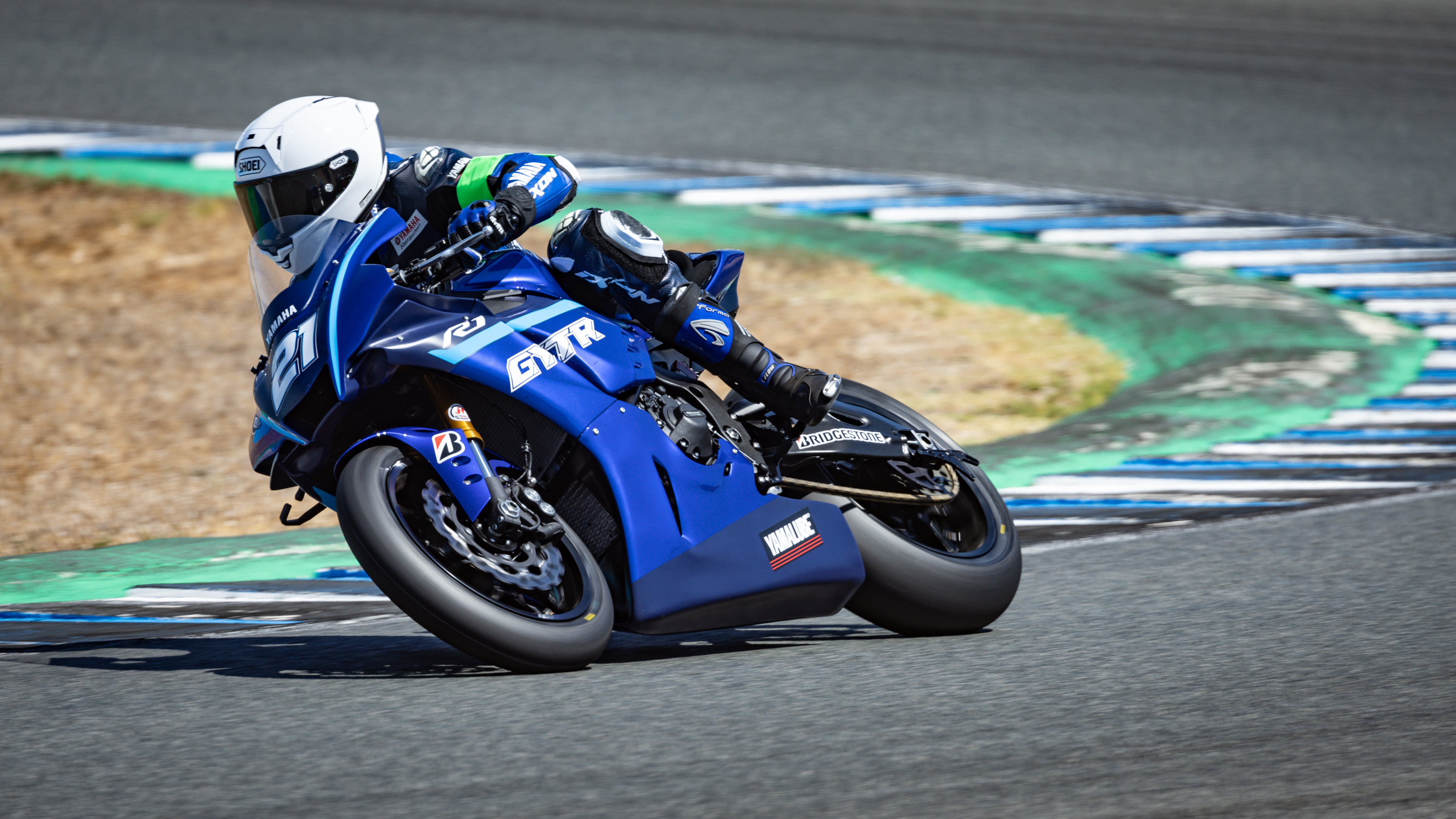 R1M Owners Joined on Track by Valentino Rossi as the Yamaha Racing ...
