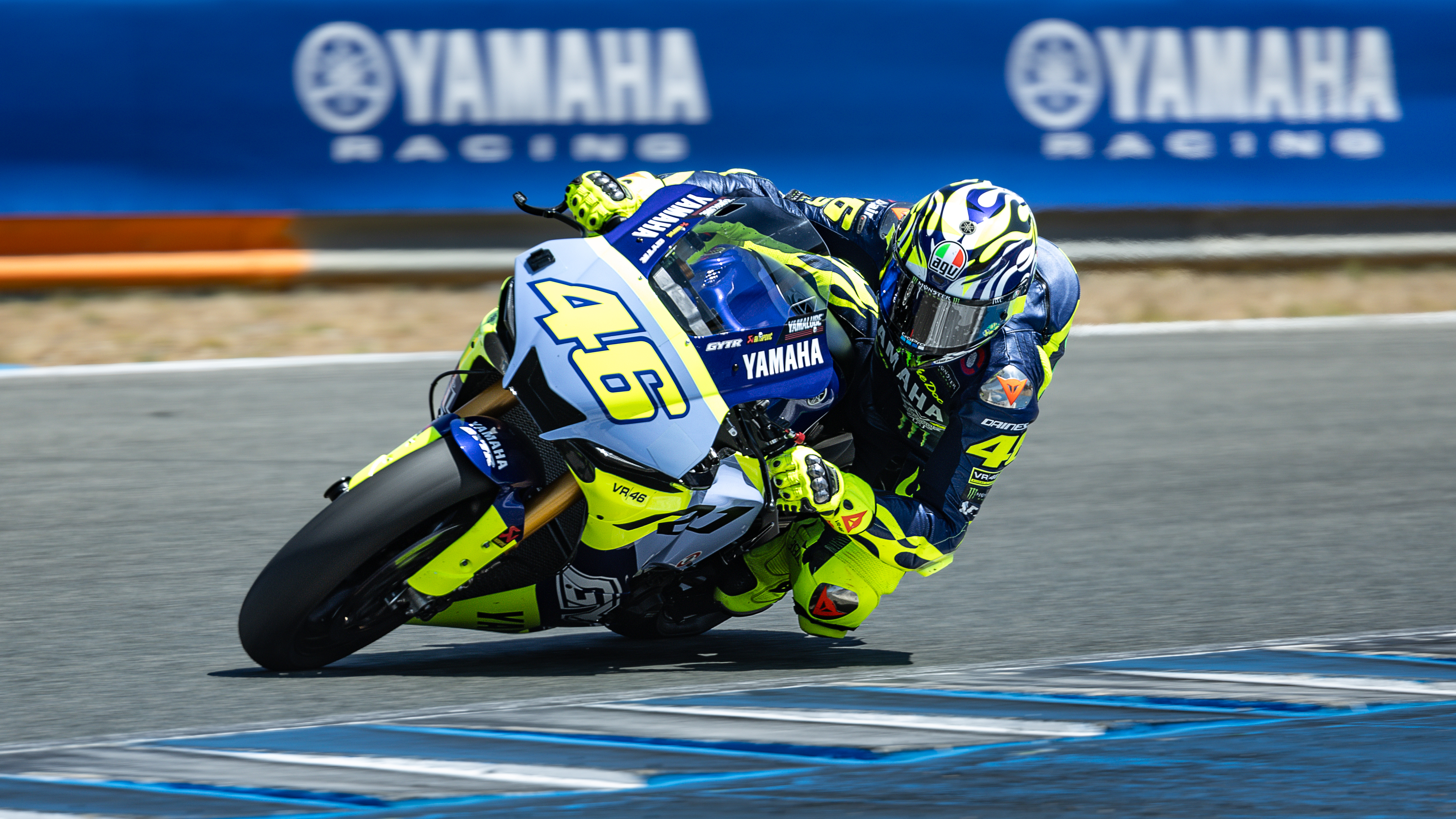 R1M Owners Joined on Track by Valentino Rossi as the Yamaha Racing ...